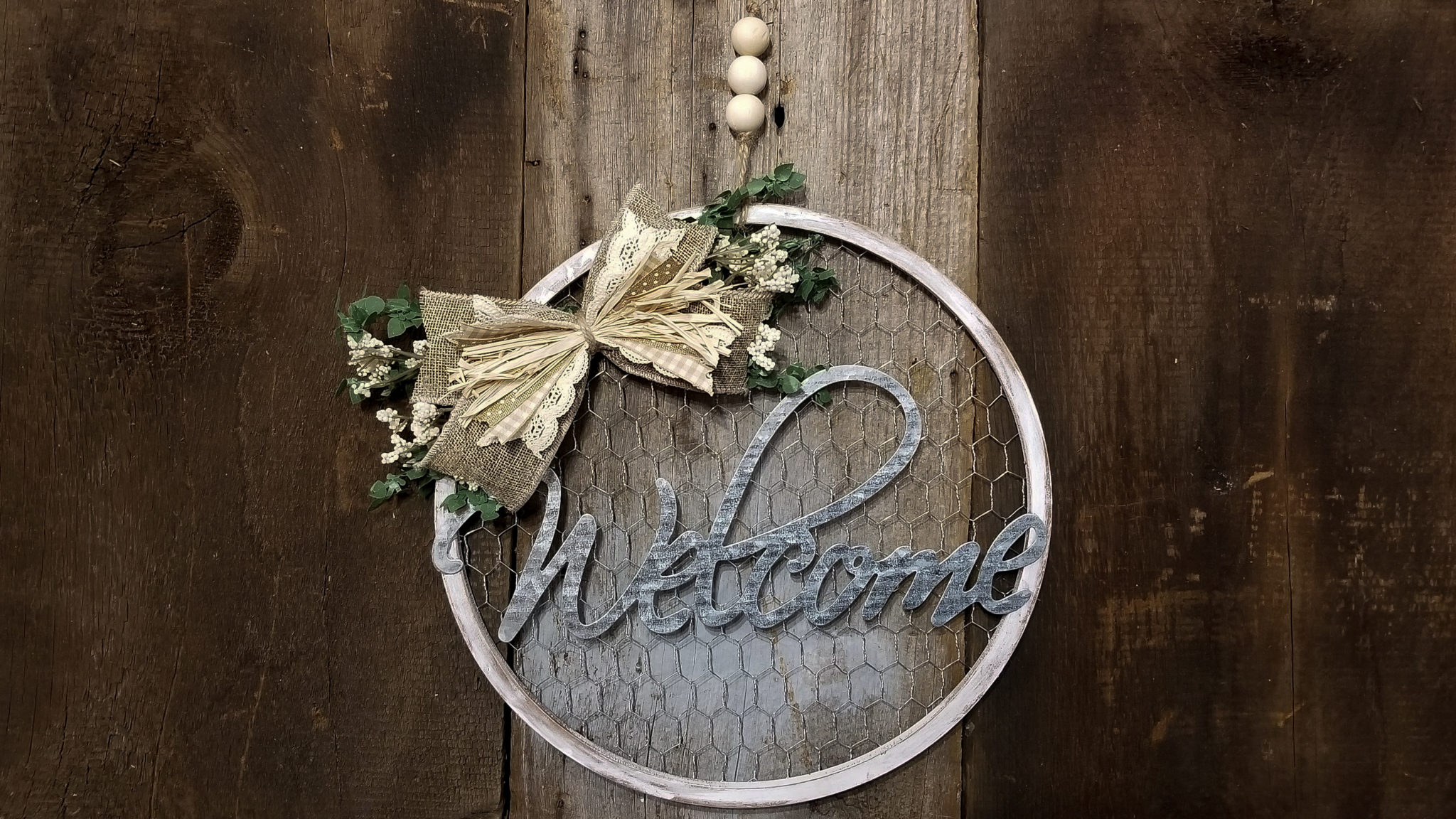 Farmhouse Welcome Hanger – A beautiful DIY for your home! – Kristy's ...